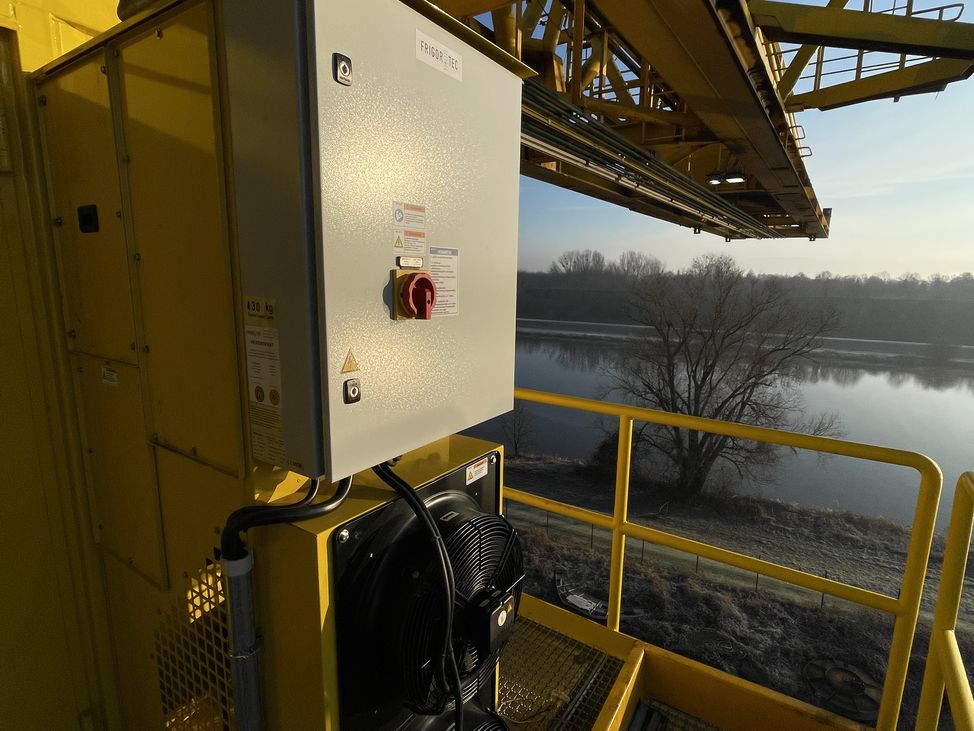 CRANEFRIGOR™ – Crane air-conditioning units from FrigorTec | FrigorTec